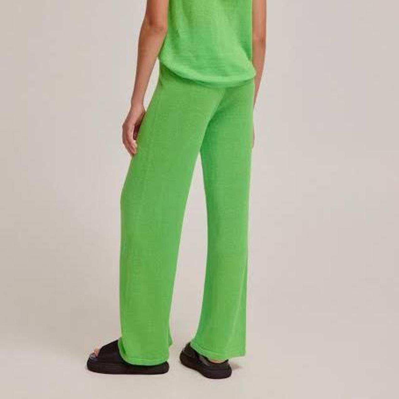 Venroy linen knitted tank and pant in green Tank -... - Depop