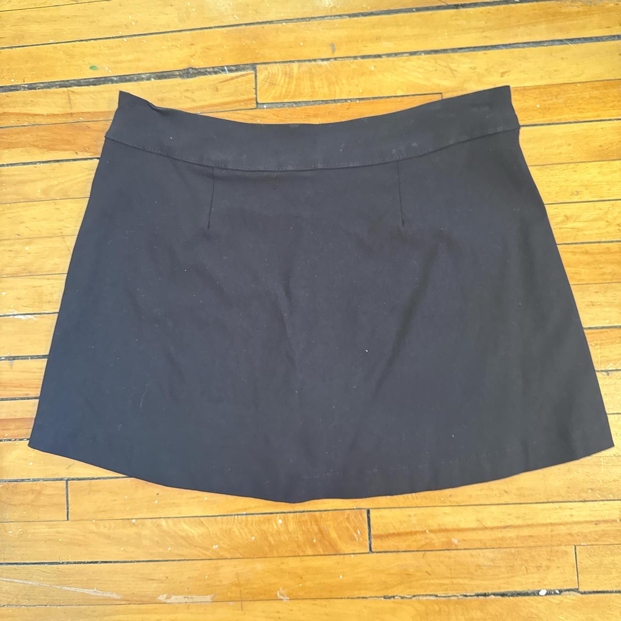 Garage black skort barely worn stretchy comfy - Depop