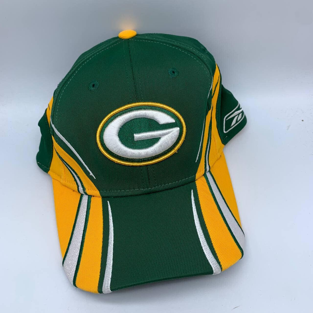 Vintage Green Bay Packers M/L NFL Reebok Hat Stretch... - Depop