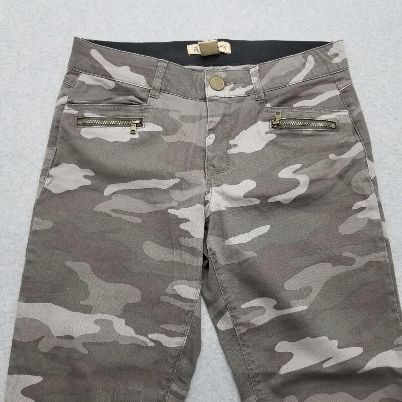 Democracy Pants Womens 10 Beige Camouflage Pockets... - Depop