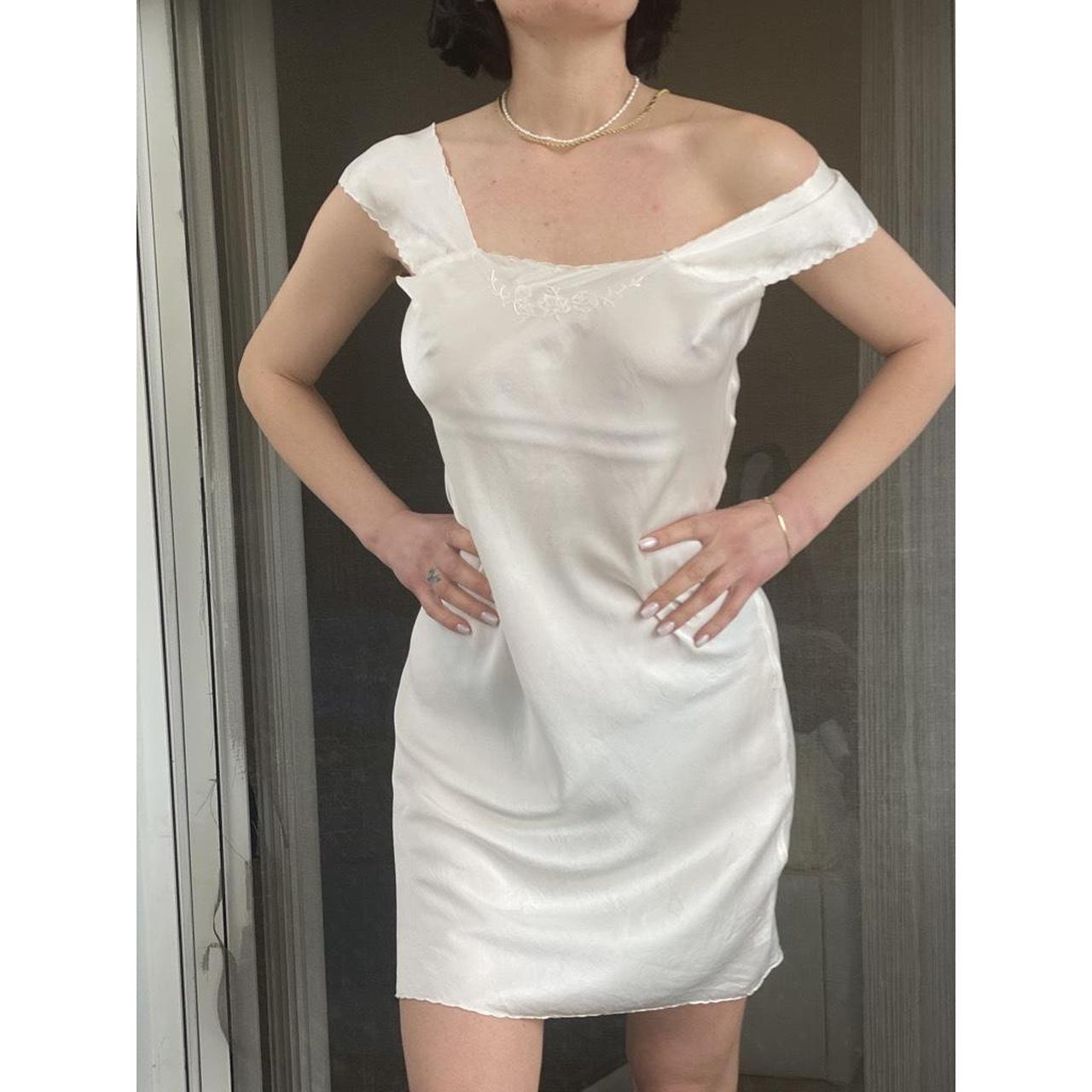 True vintage dress. Pura Seta dress. Comes in... - Depop