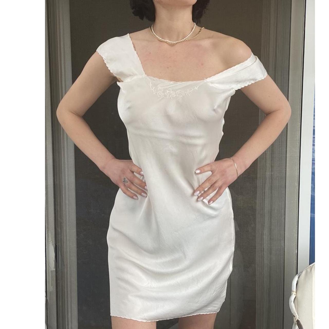 True vintage dress. Pura Seta dress. Comes in... - Depop