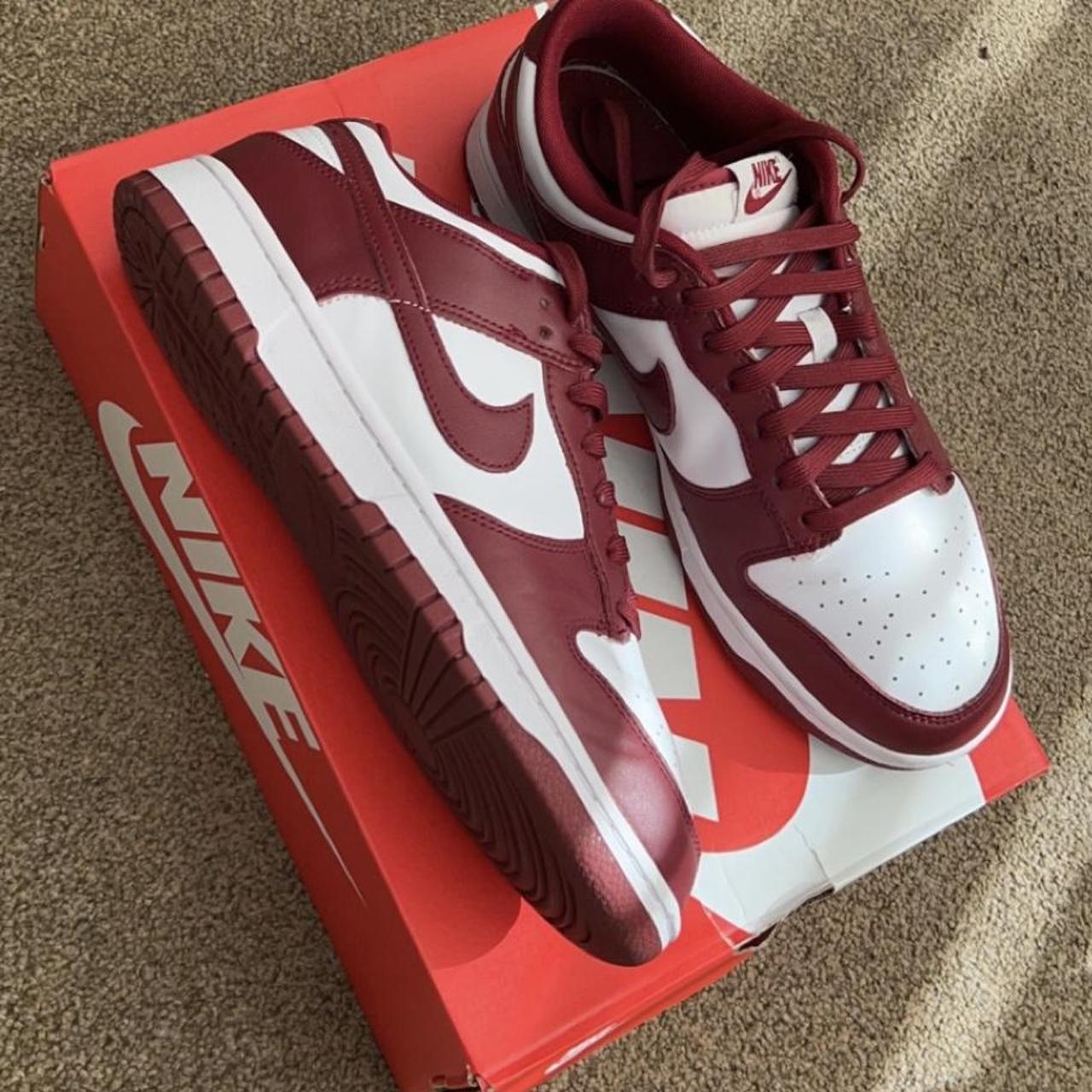 Nike Men's Burgundy and White Trainers | Depop