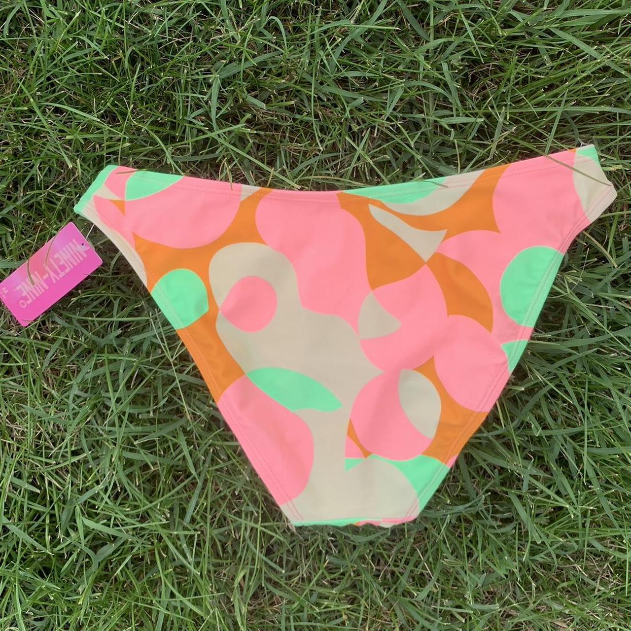 80’s pool party bikini bottoms 🌸💚🌸💚 Women’s size... - Depop