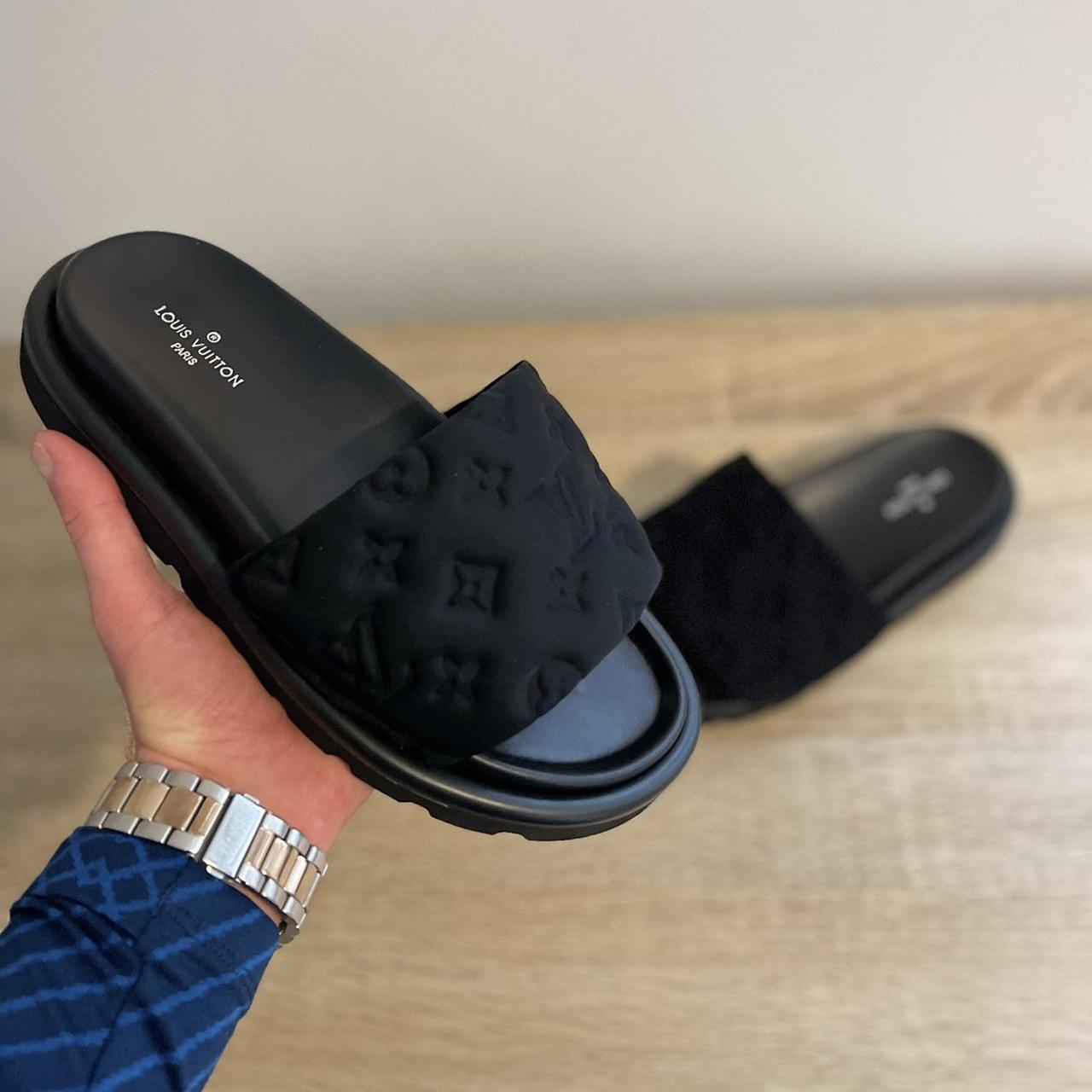 LOUIS VUITTON PILLOW SLIDERS/FLIP FLOPS🖤 Brand new... - Depop