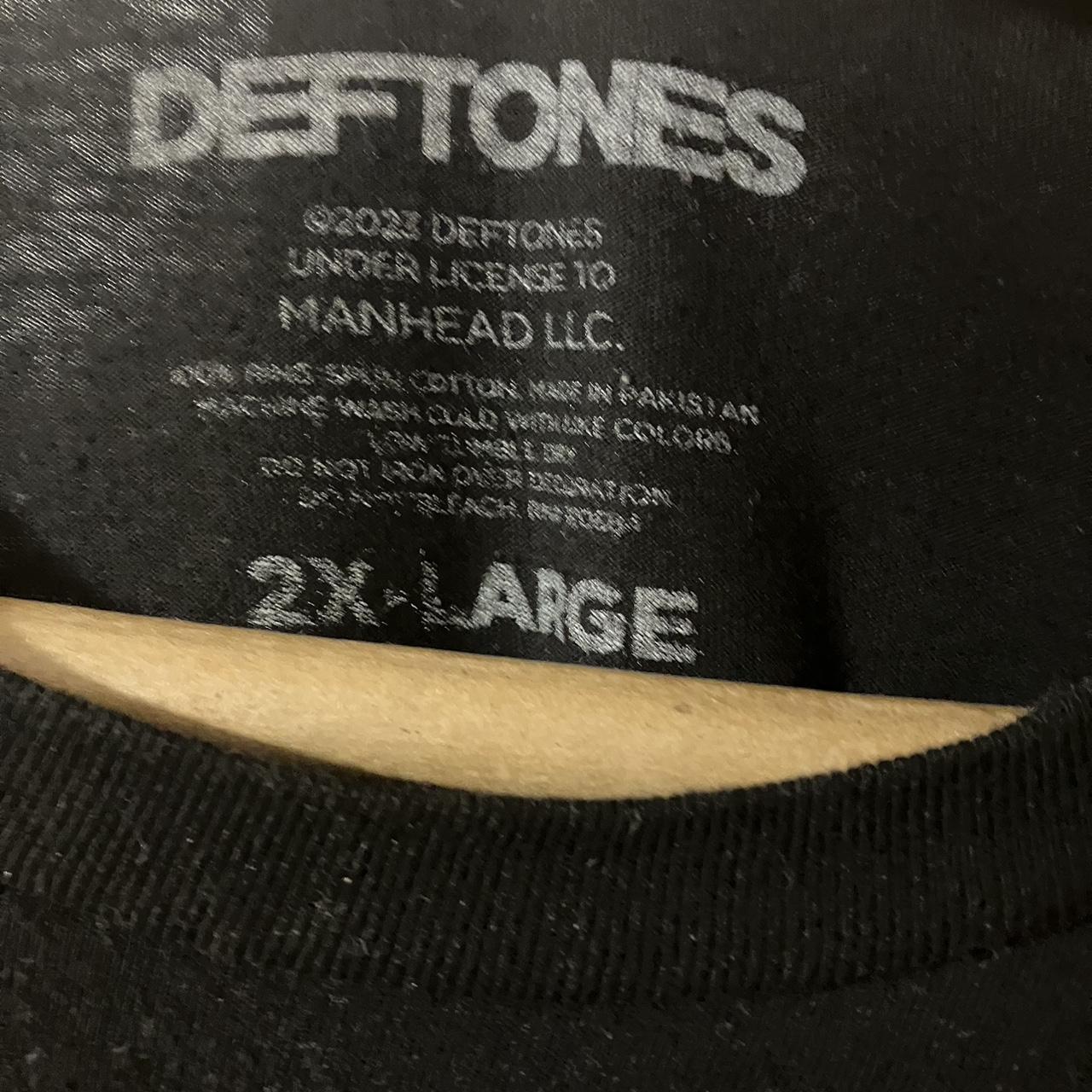 Deftones Red & Blue Roses Boyfriend Fit Girls Size... - Depop