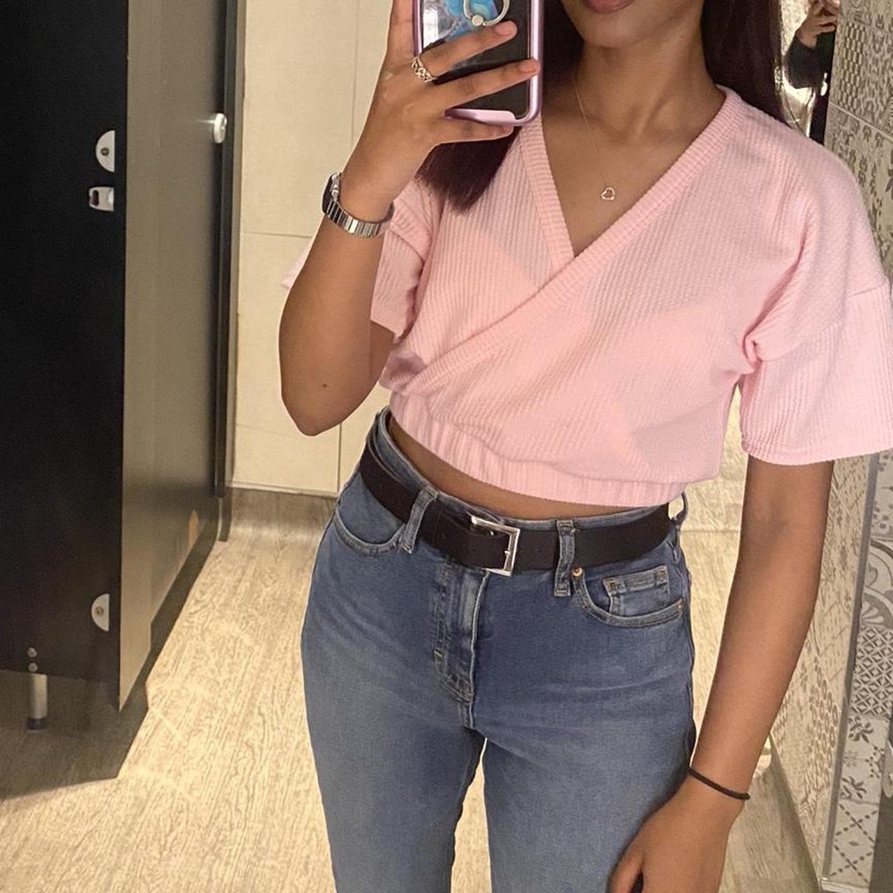 I Saw It First Crop Top 🌸 Worn A Few Times Still Depop 