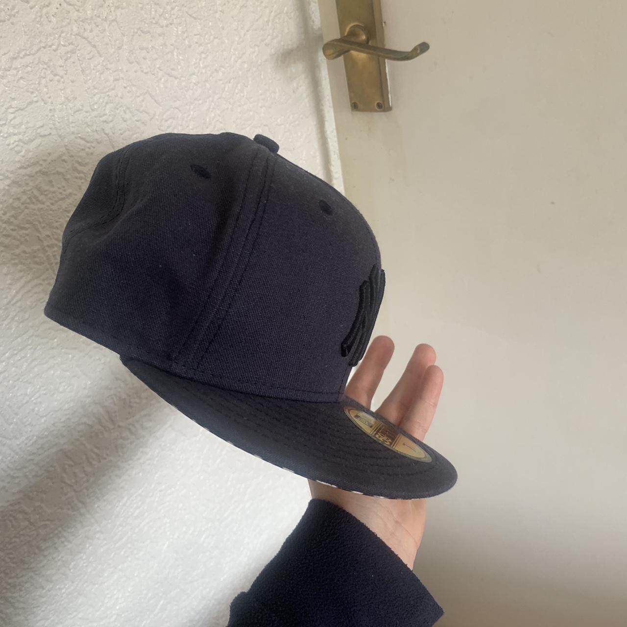 This New Era 9Fifty baseball cap is a must-have for... - Depop