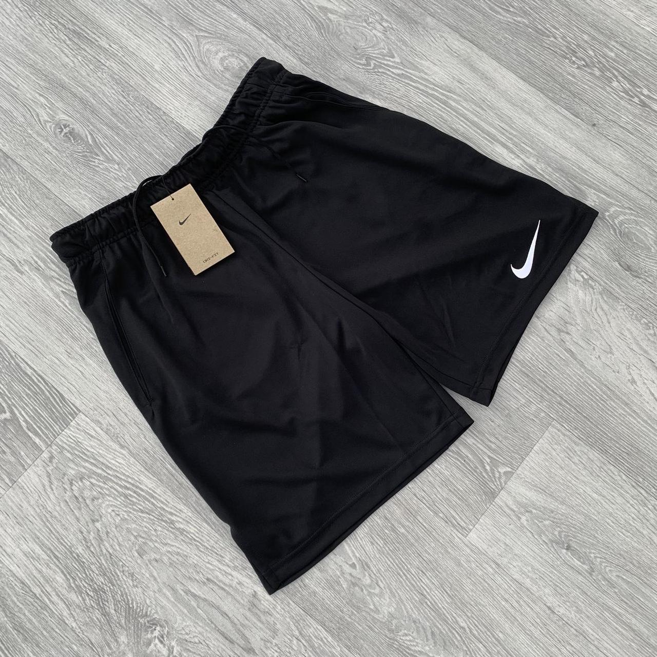 Nike Men's Black Shorts | Depop
