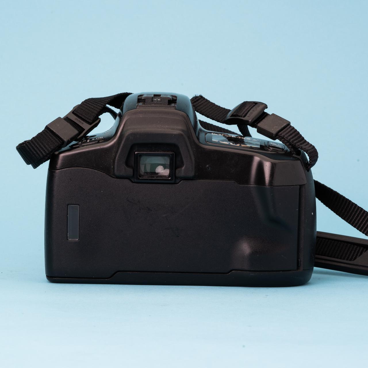 Minolta Maxxum 300si 35mm SLR Film Camera w/... - Depop