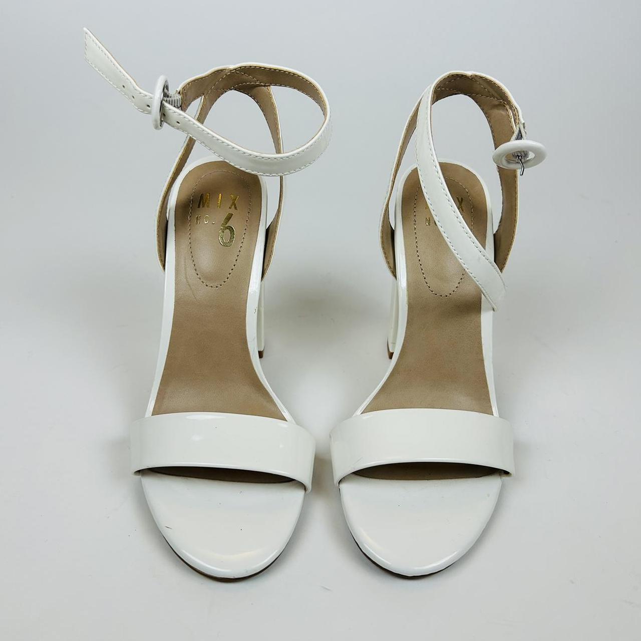 Mix No. 6 Women's White and Cream Courts | Depop