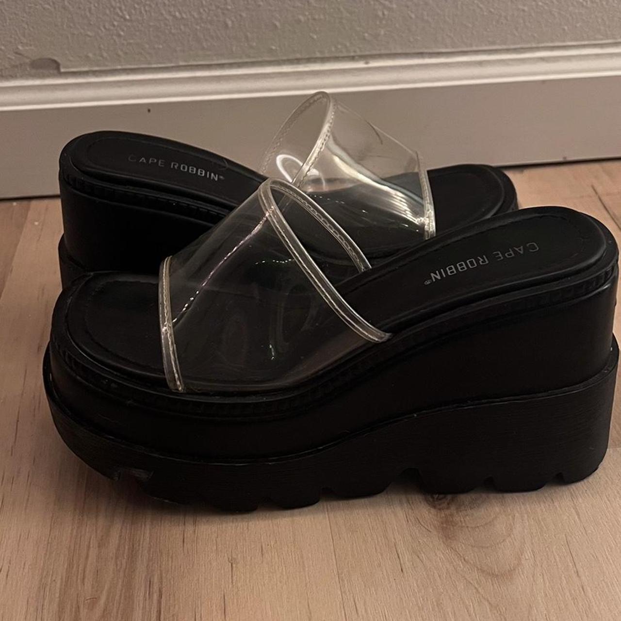 Cape Robbin platform shoes 🐈‍⬛ Approx 4inch heel Only... - Depop