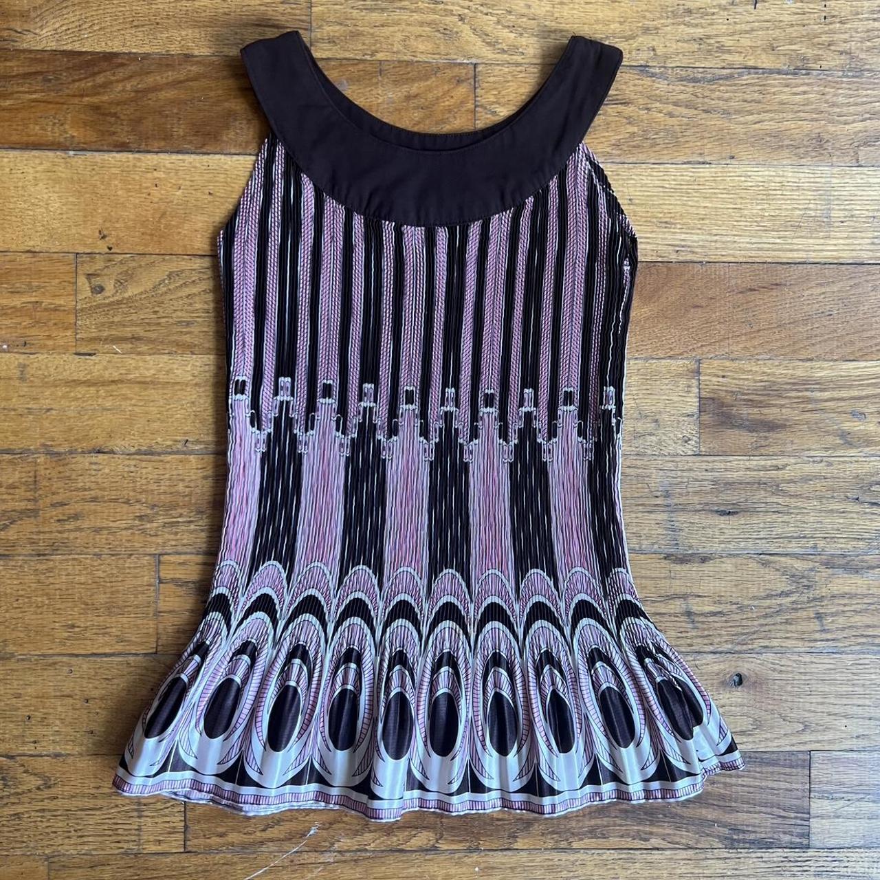 pink and brown 70s style top the cut reminds me of... - Depop