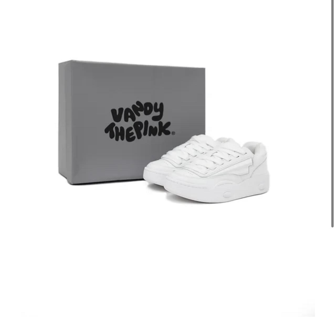 Vandy The Pink Pro Board Friends & Family Men’s 8... - Depop