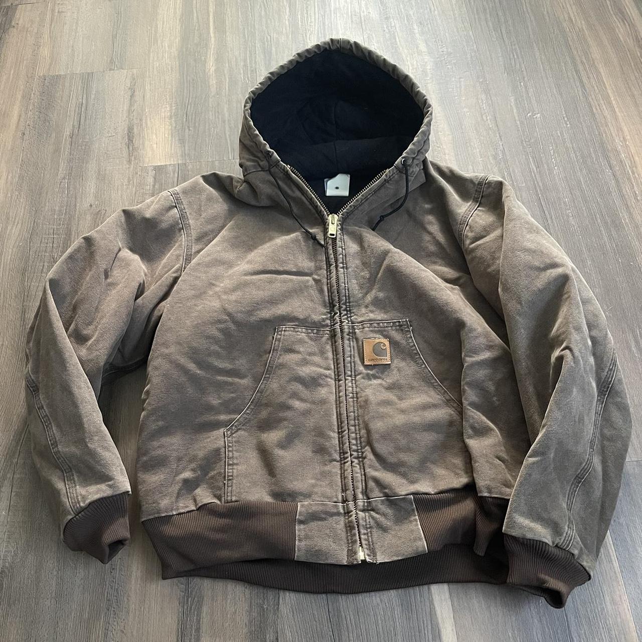 J68CHT brown Carhartt coat Great condition Men’s... - Depop