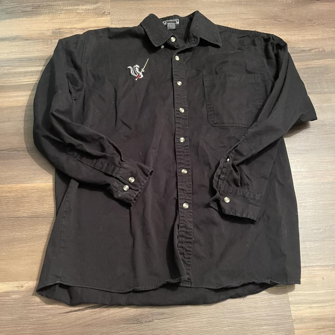 Button up skunk pool stick shirt Great condition... | Depop