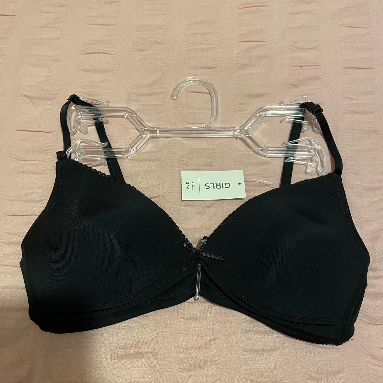Peacocks Women's Bra | Depop