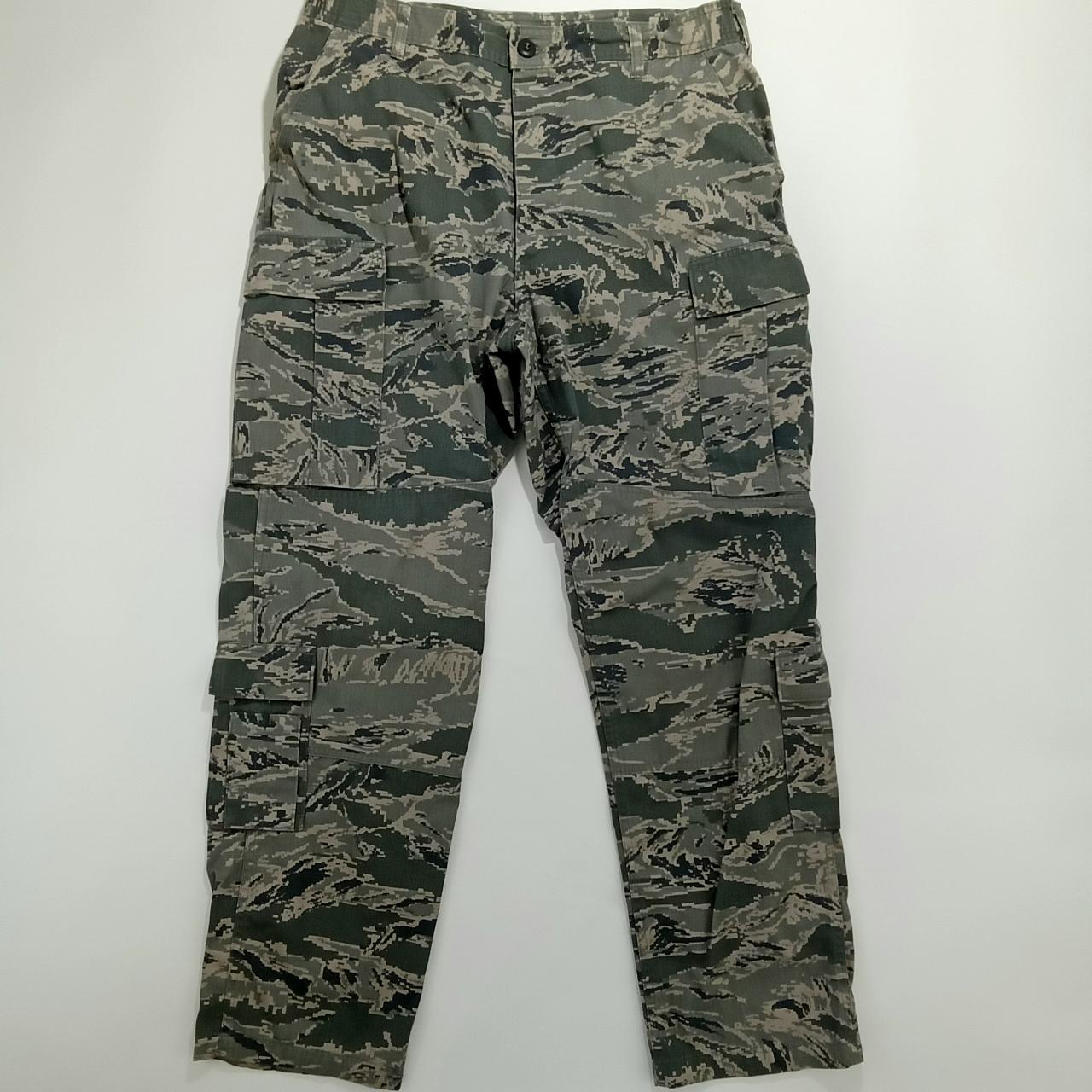 US Air Force Cargo Pants Men's Size 36R Camo... - Depop