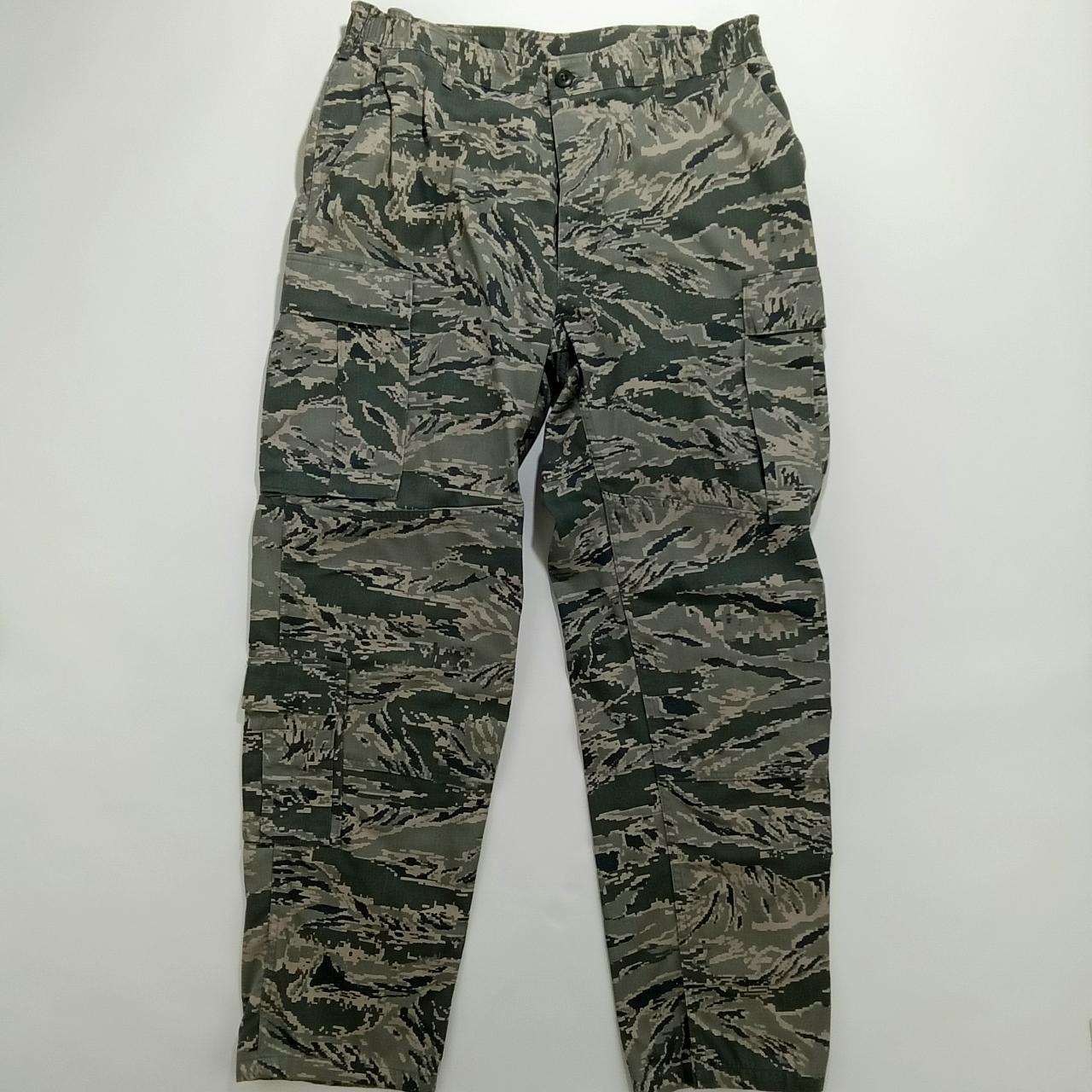 US Air Force Camo Cargo Pants Men's Size:38R... - Depop