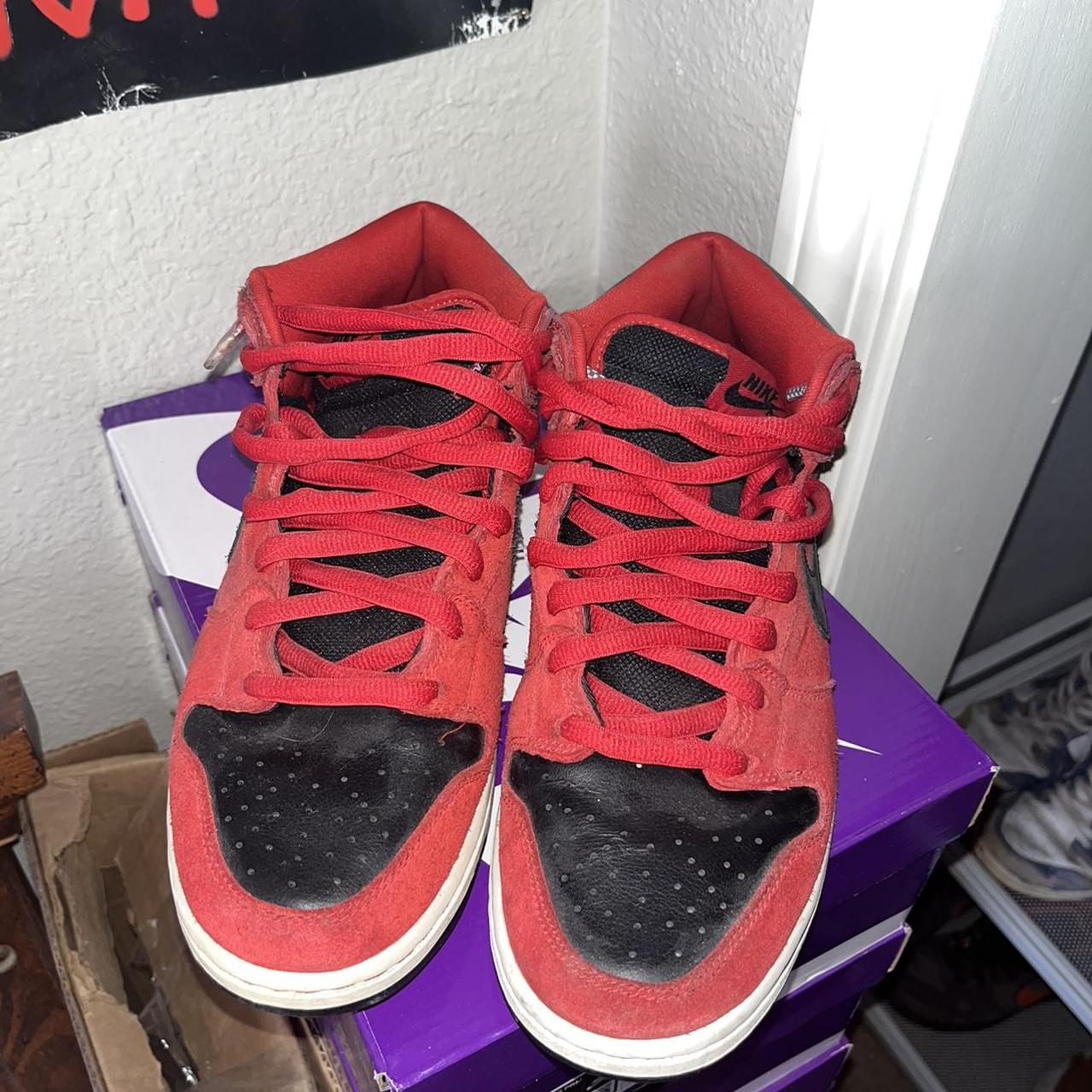 Size 9 sport red mid top dunk. Good condition #skate... - Depop