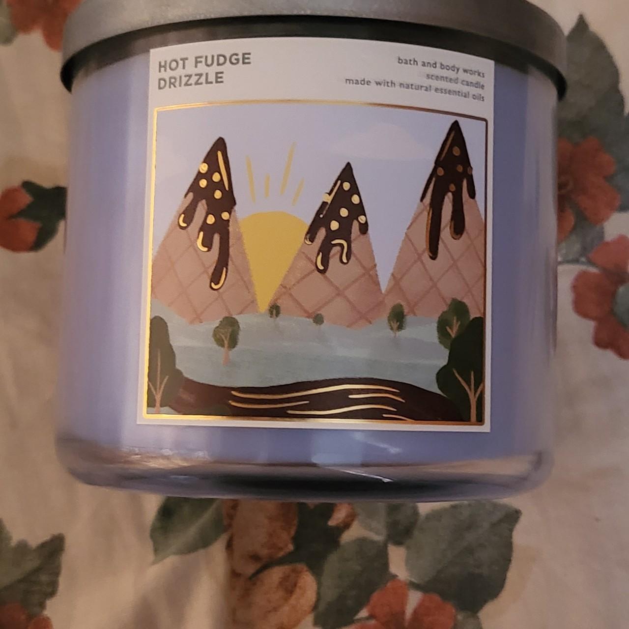 Hot fudge drizzle candle from bath and body works - Depop