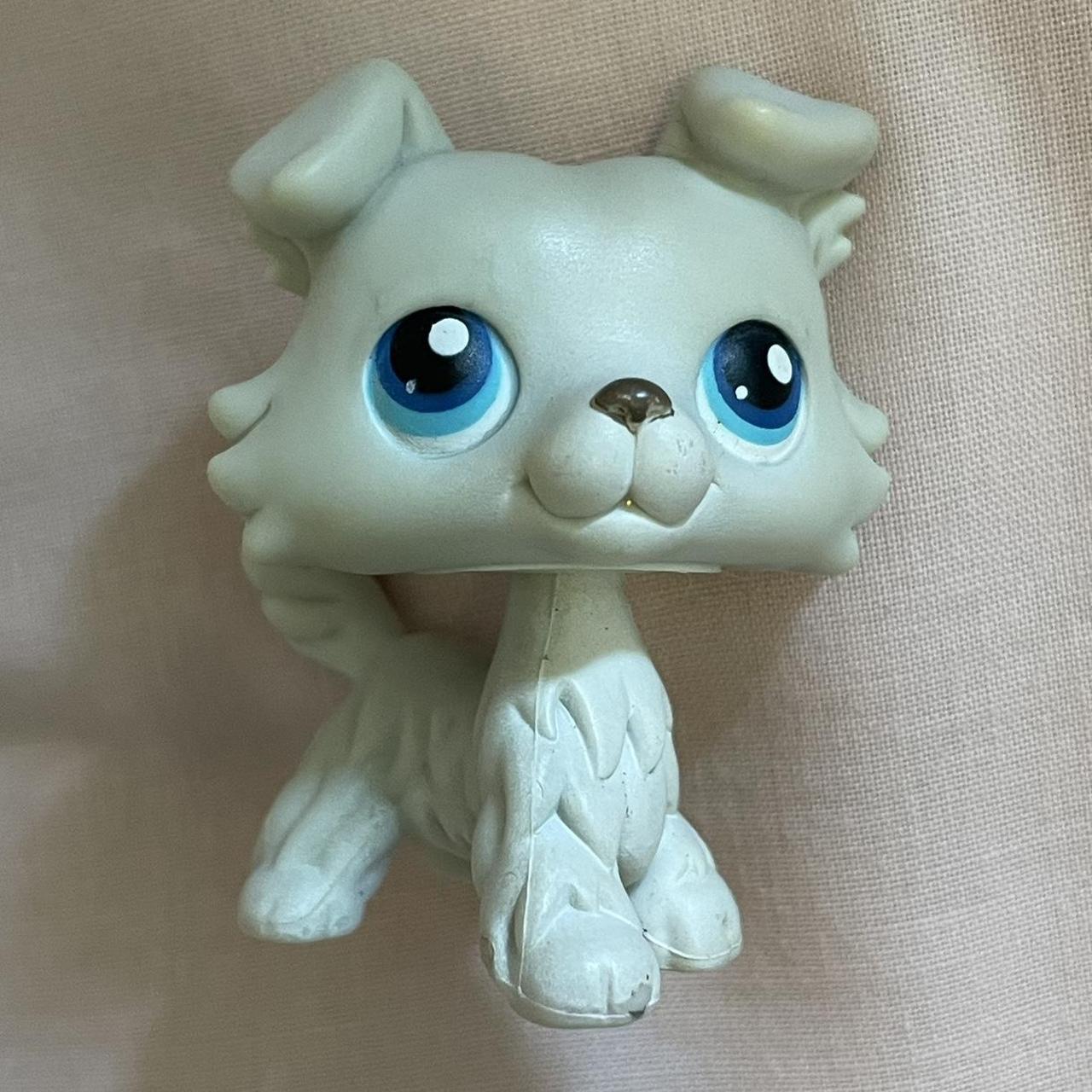 🍡🍓 CHECK BIO FOR DISPATCH DATE ♡ LPS - grey / white... - Depop