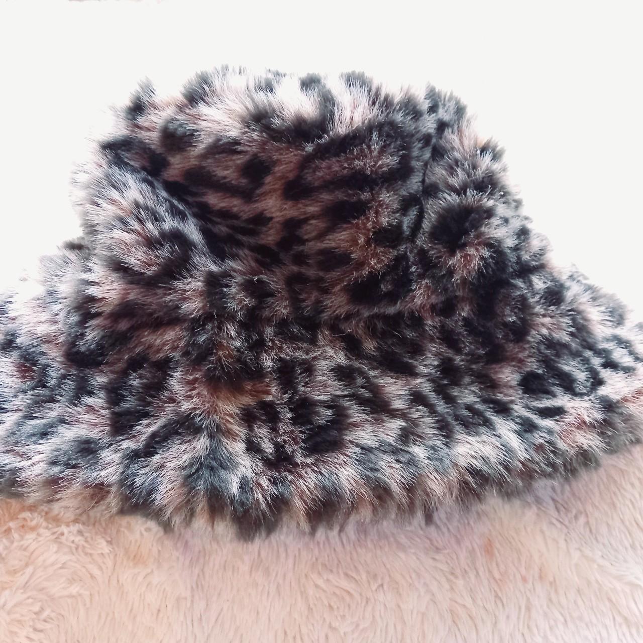 Vintage leopard print soft fuzzy furry and fluffy... - Depop
