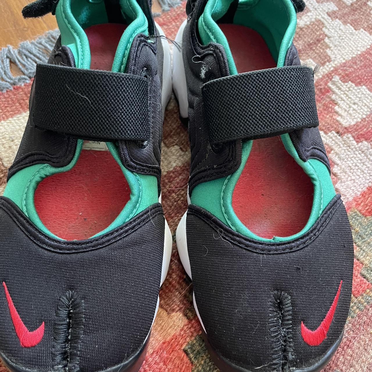 Nike Air Rift trainers - black and red nike Size... | Depop