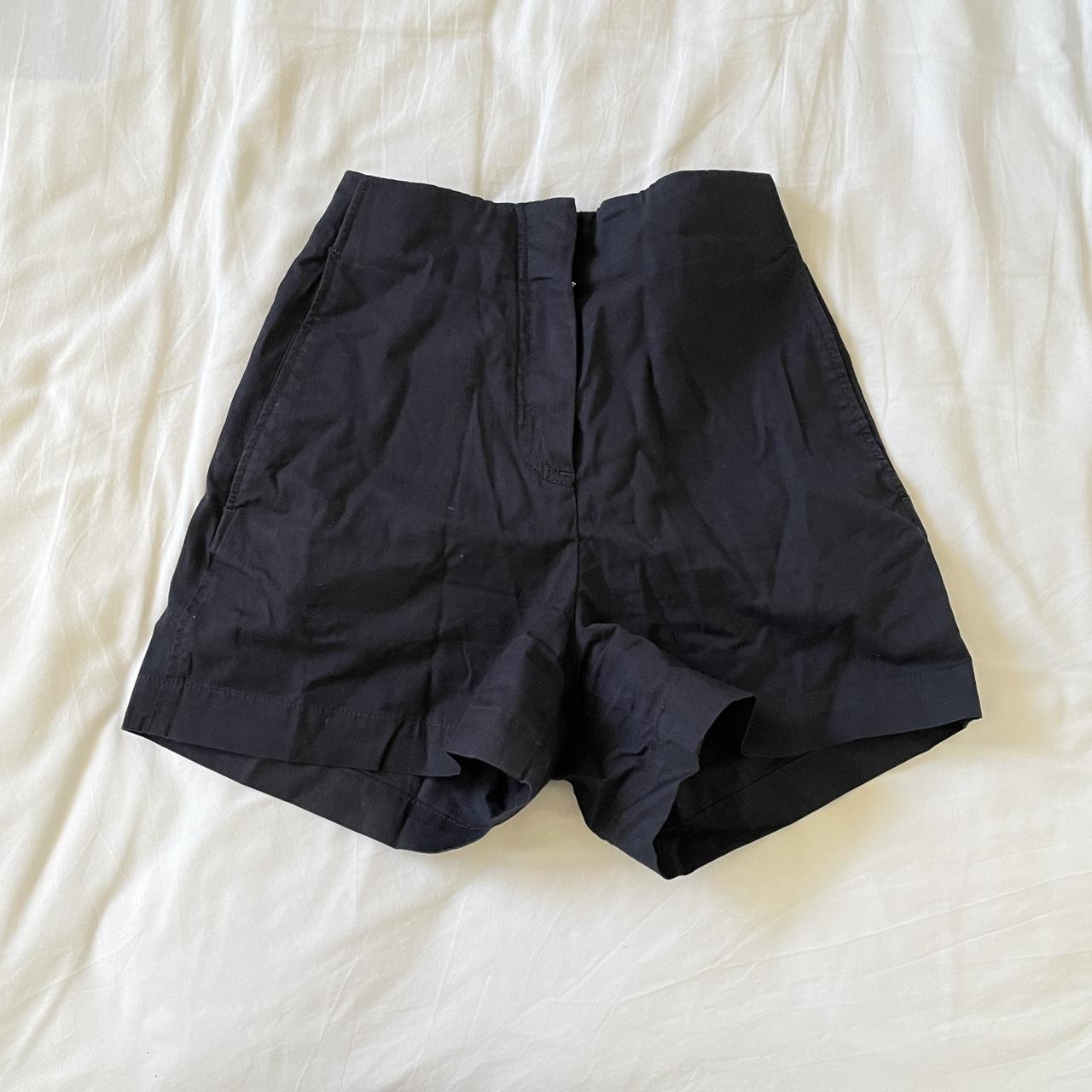 COS 24” waist shorts navy blue - Depop