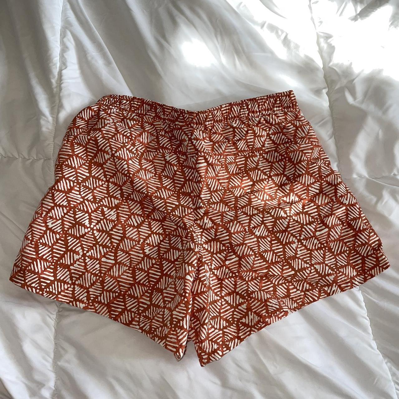 Colorful Patagonia baggies in perfect condition.... - Depop