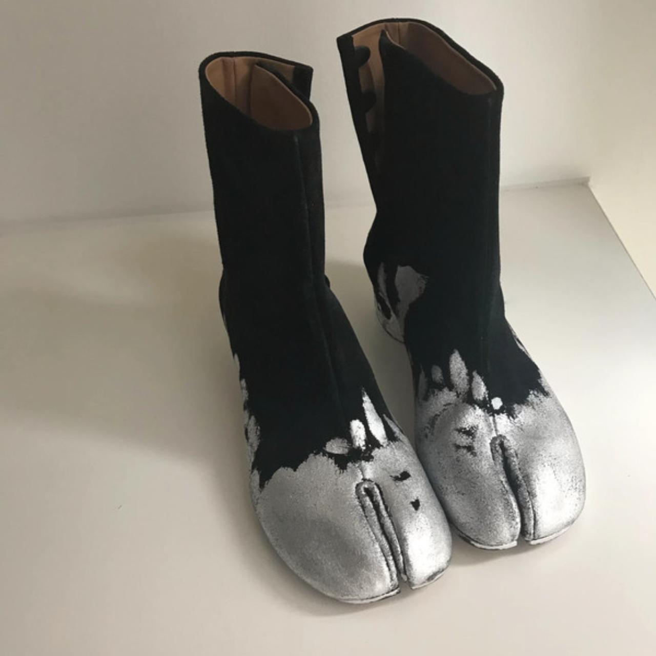 Maison Margiela Women's Tabi Booties Perfect... - Depop