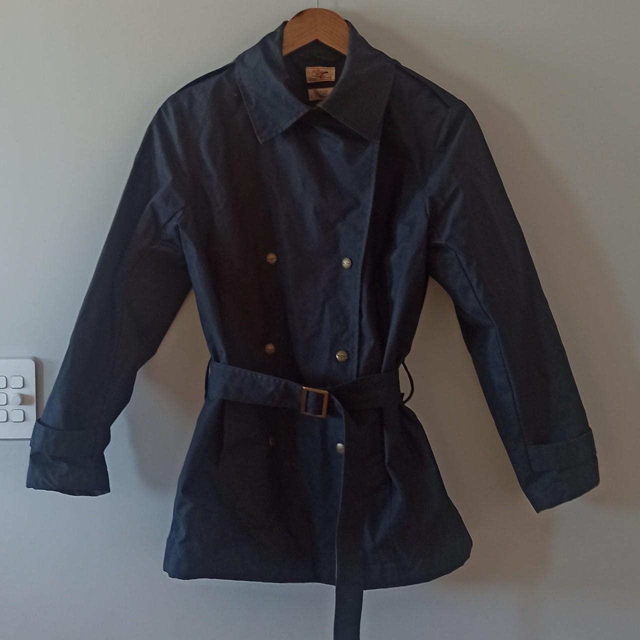 R.M.Williams rain jacket with belt Hardly worn as I... - Depop