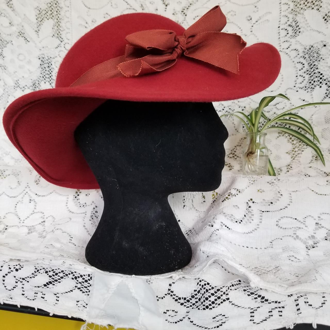 Vintage 1970s Red felt hat w wide brim, warm sun hat... | Depop
