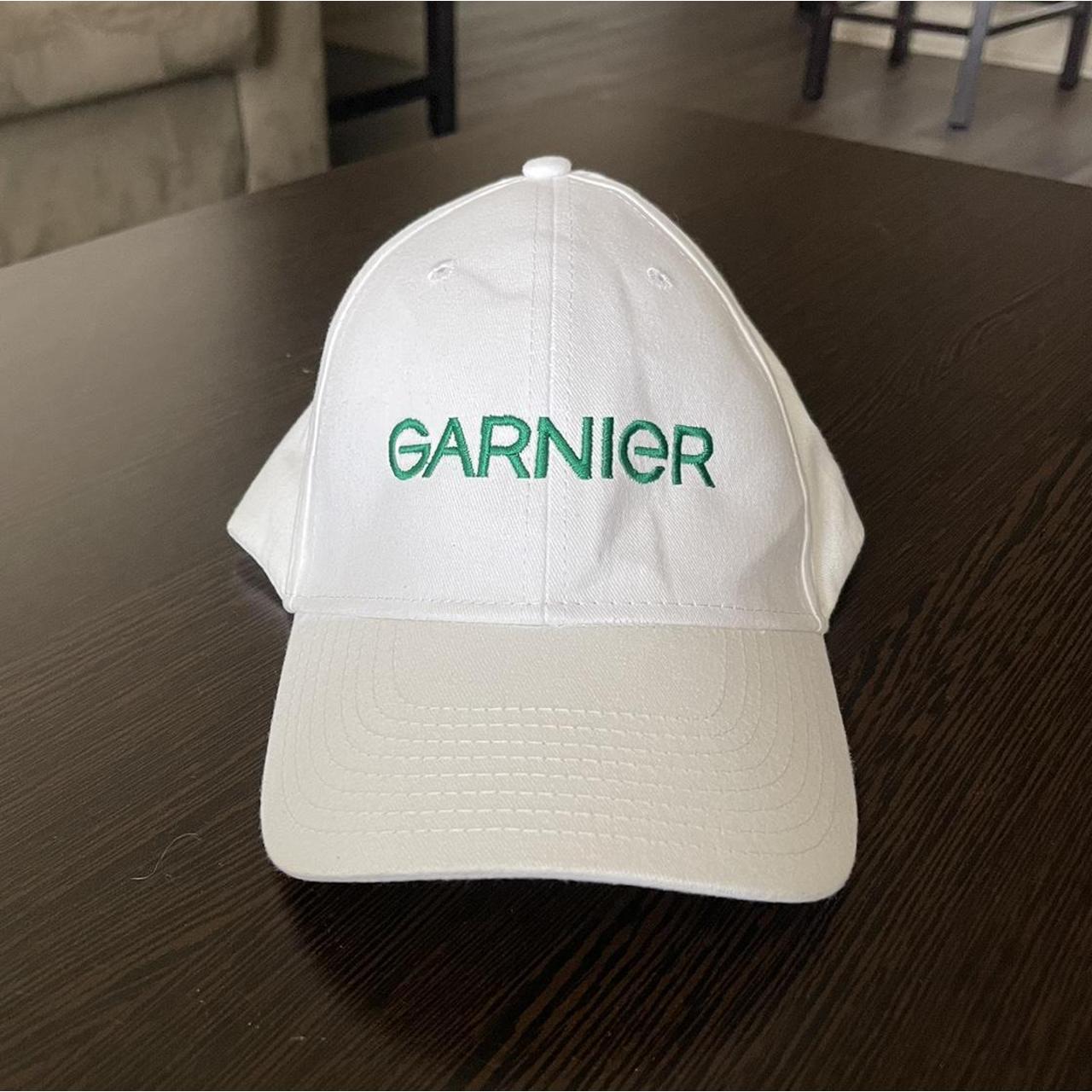 Garnier white baseball cap - Depop