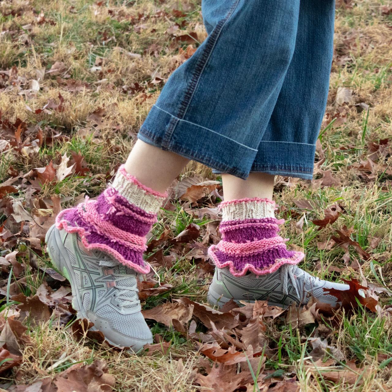 🌸💗💜 Lightweight flared white/pink colourblock leg... - Depop