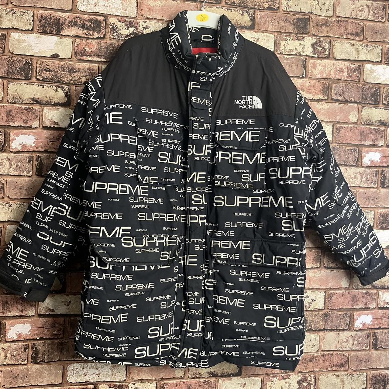 Supreme x North face jacket XL No Hoodie... - Depop