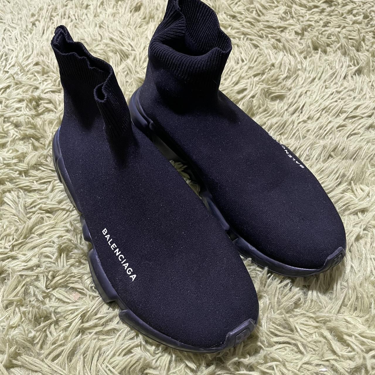 black balenciagas open to offers - Depop