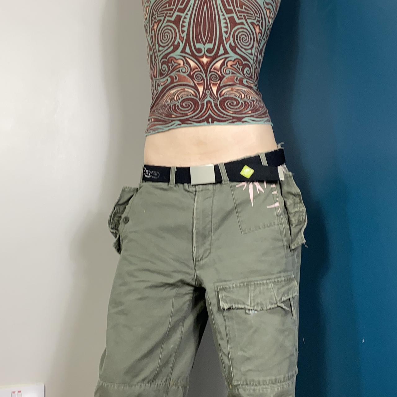 Kangaroo Poo Men's Black and White Belt | Depop