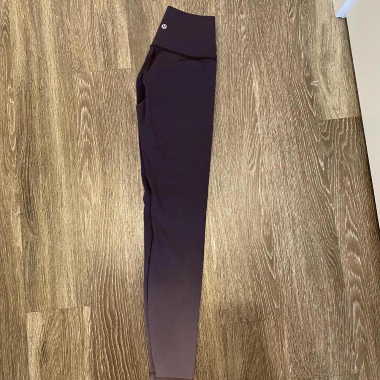 Purple ombré lululemon leggings Wunder under size 4... - Depop