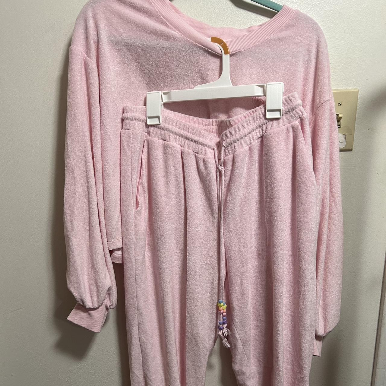 Pink Stoney clover Terri cloth SET!🩷 cute beads on... - Depop