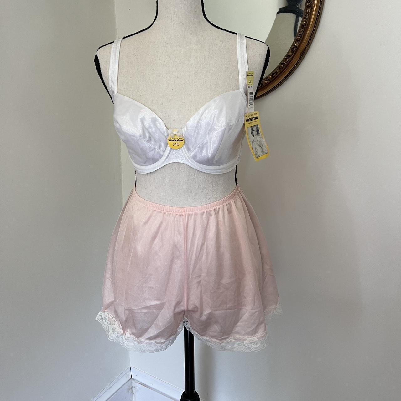 White satin Wonderbra with tags In perfect... - Depop