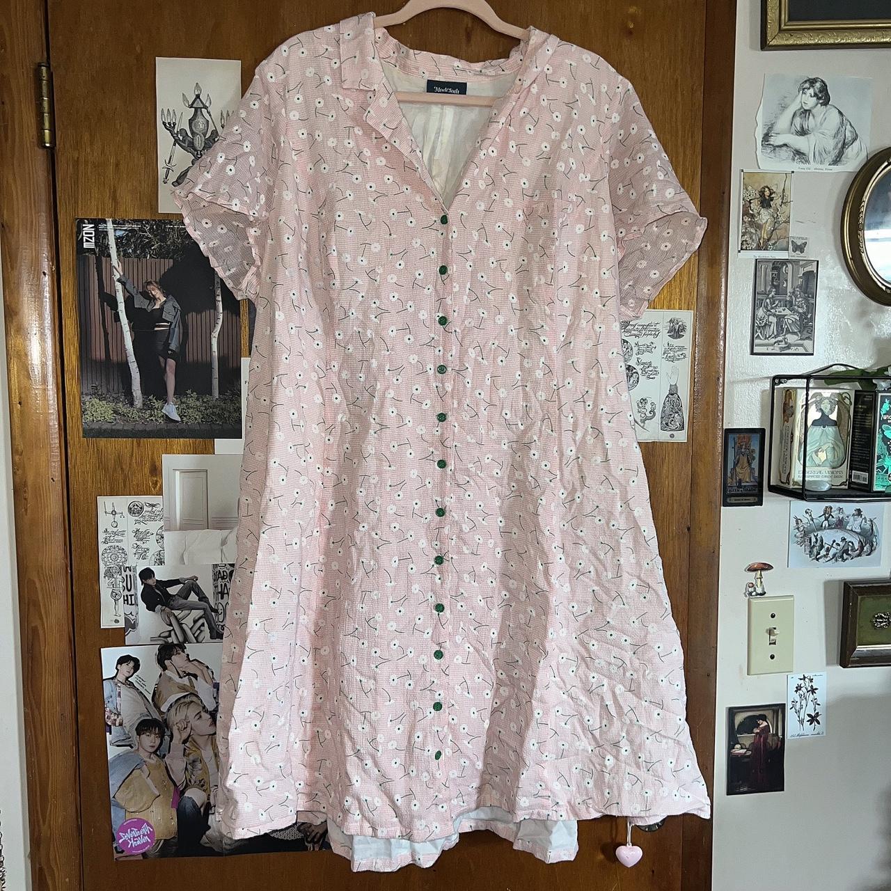 vintage modcloth pastel pink dandelion floral dress... - Depop