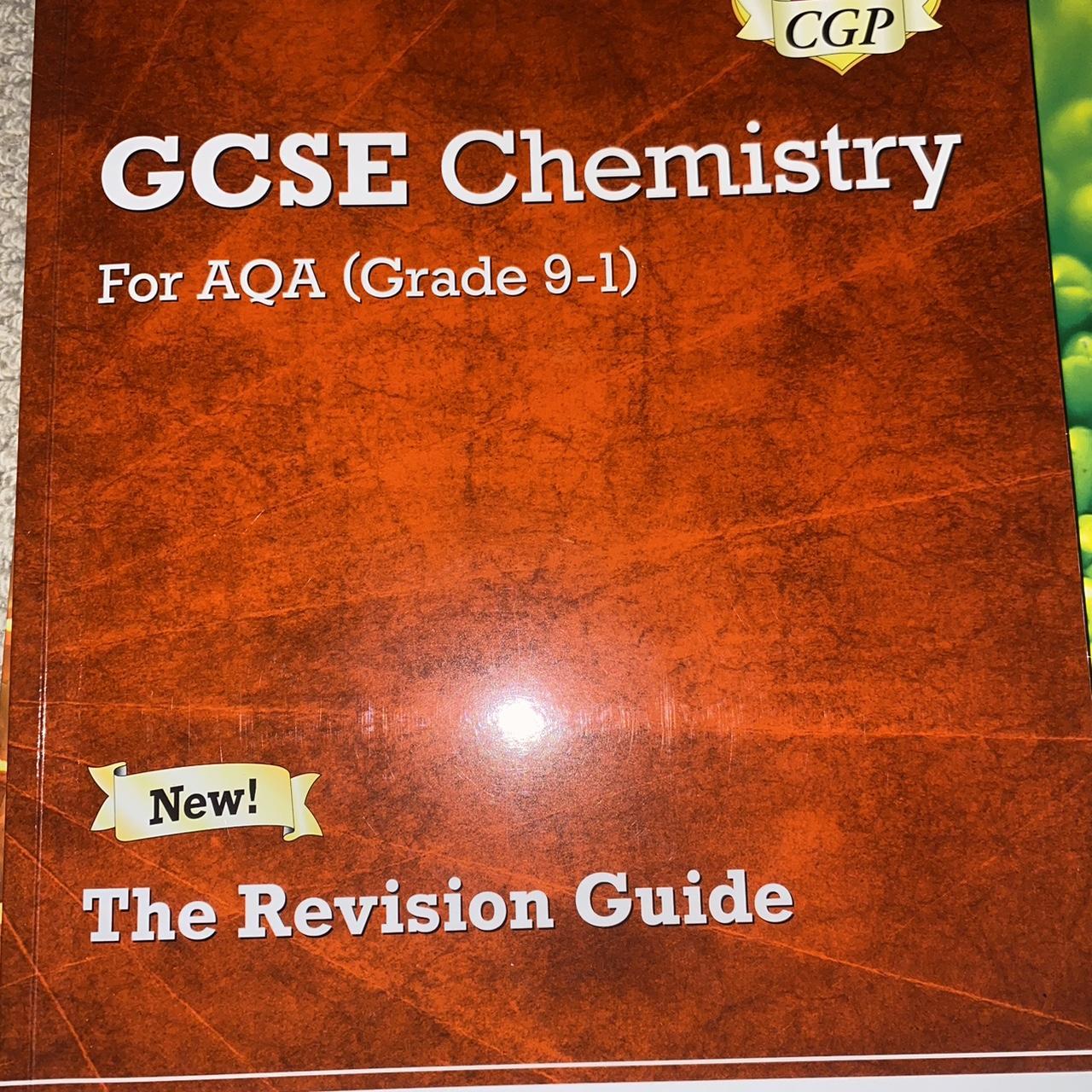 AQA GCSE chemistry Revision textbooks In perfect... - Depop