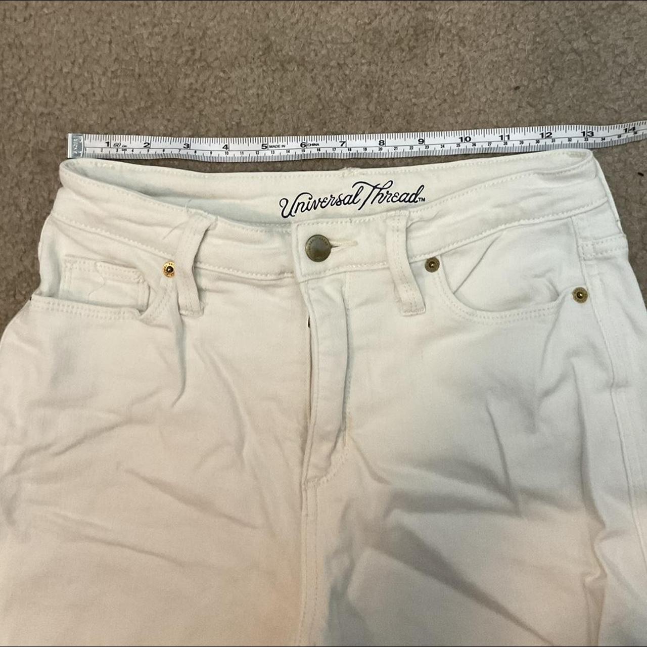 Universal Thread Women's Cream Trousers | Depop
