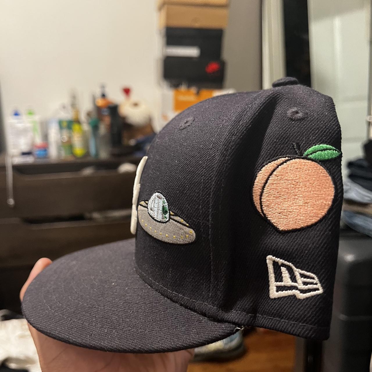 Atlanta Braves hat offset collab Size 7 1/2 Navy... - Depop