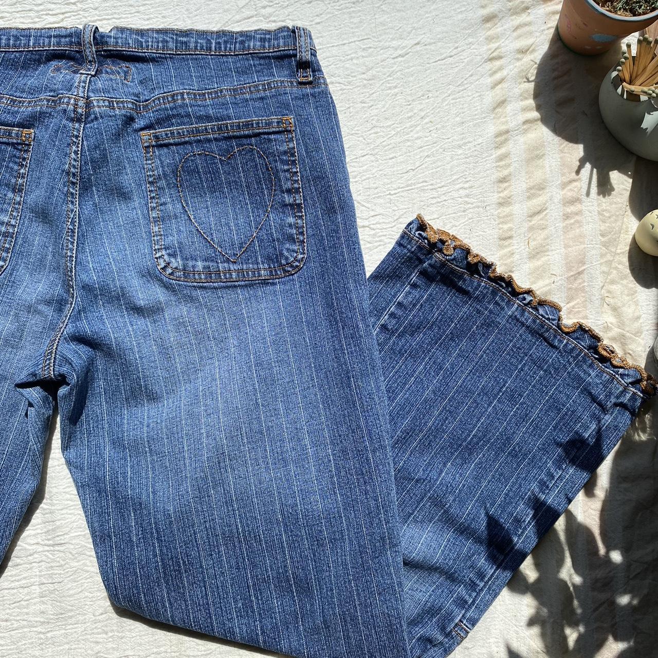 The cutest ruffle cut capris jeans🩵 🐌 heart design... | Depop