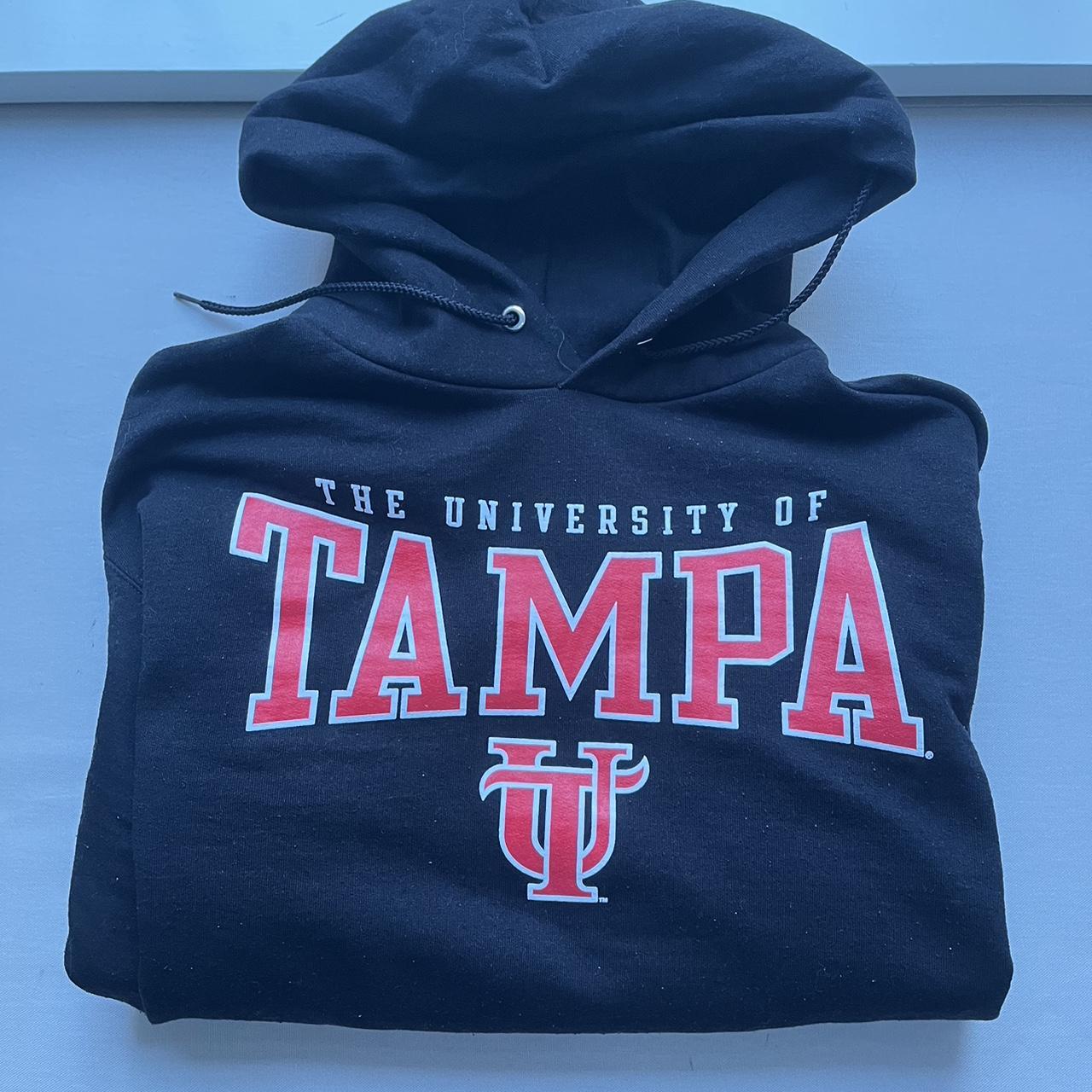 university of tampa sweatshirt - size large -... - Depop