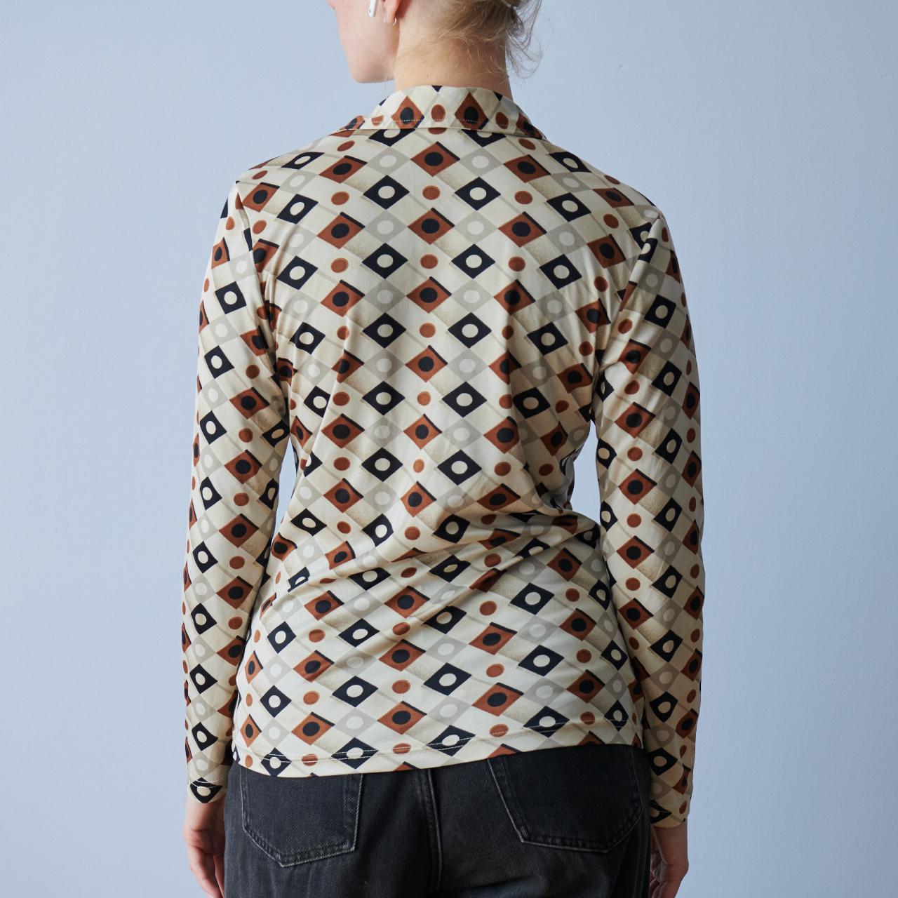 Vintage-inspired geometric print blouse in excellent... - Depop