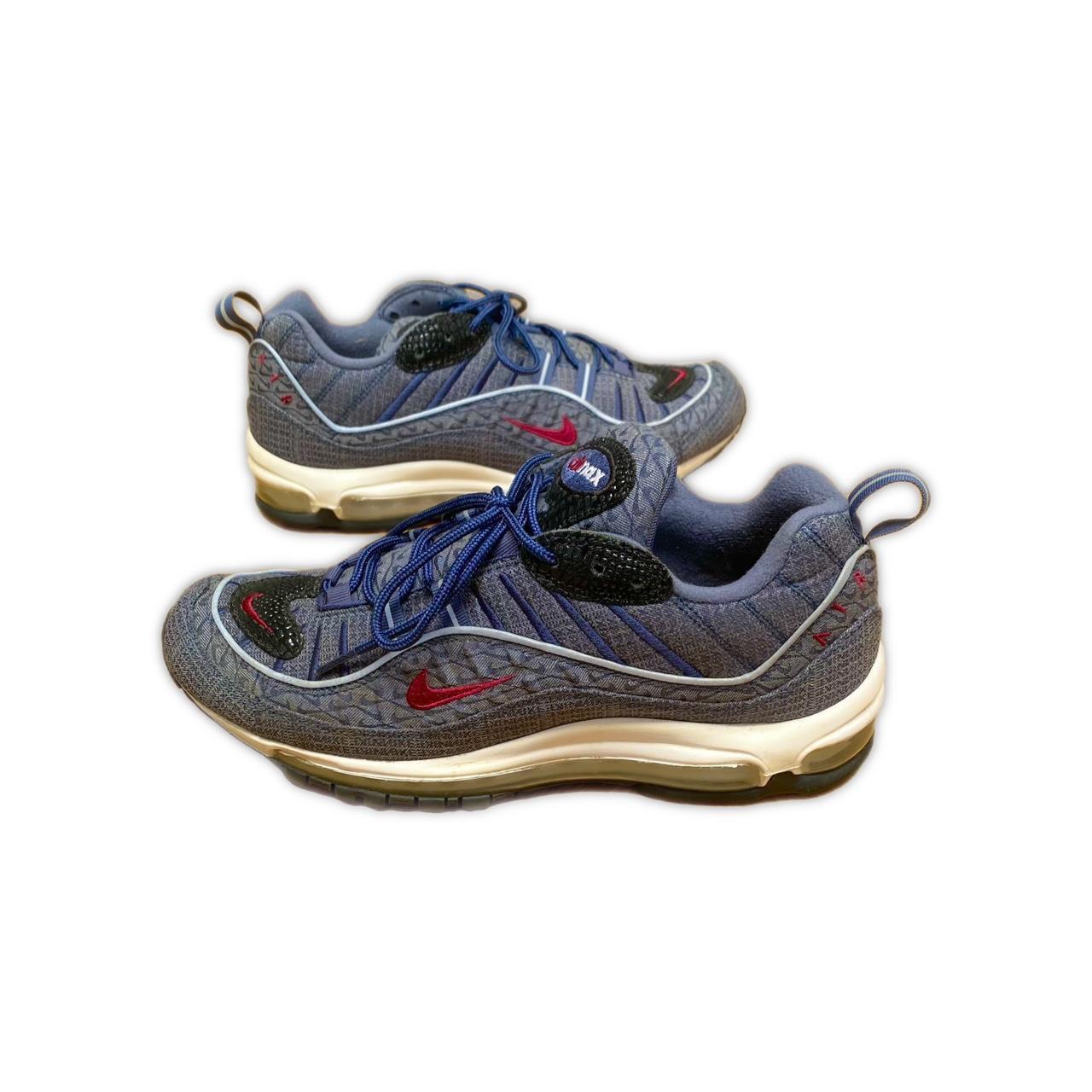 Nike Men's Blue Trainers | Depop