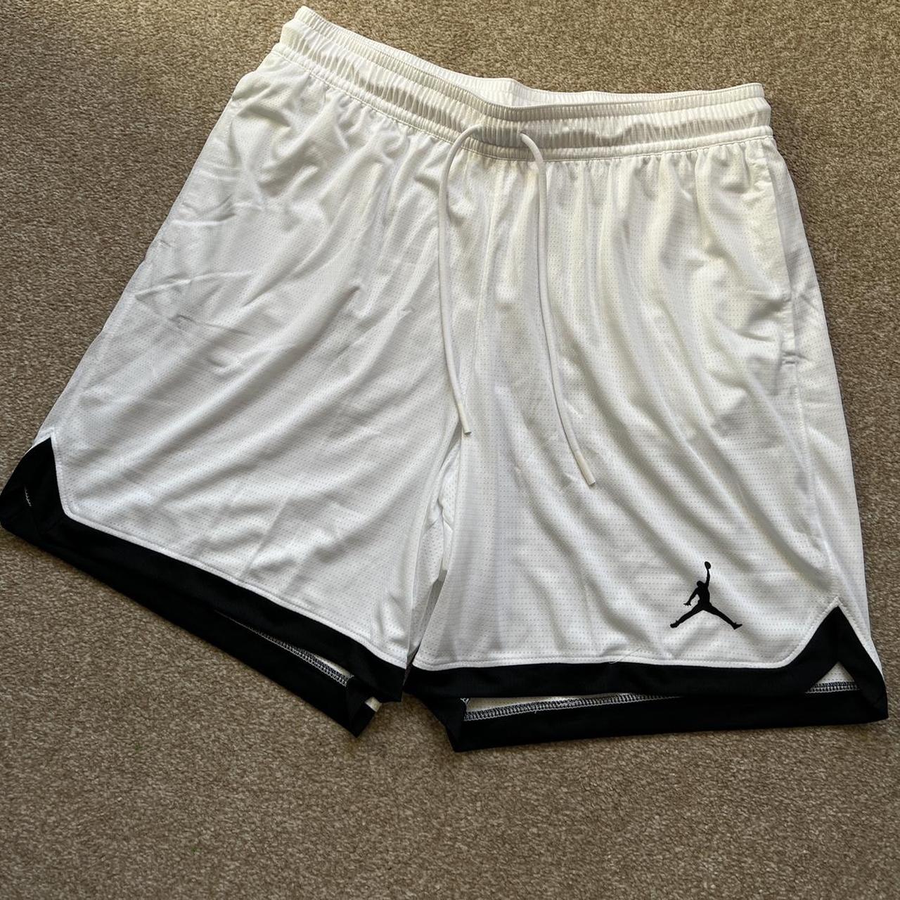 Jordan Men's White and Black Shorts | Depop